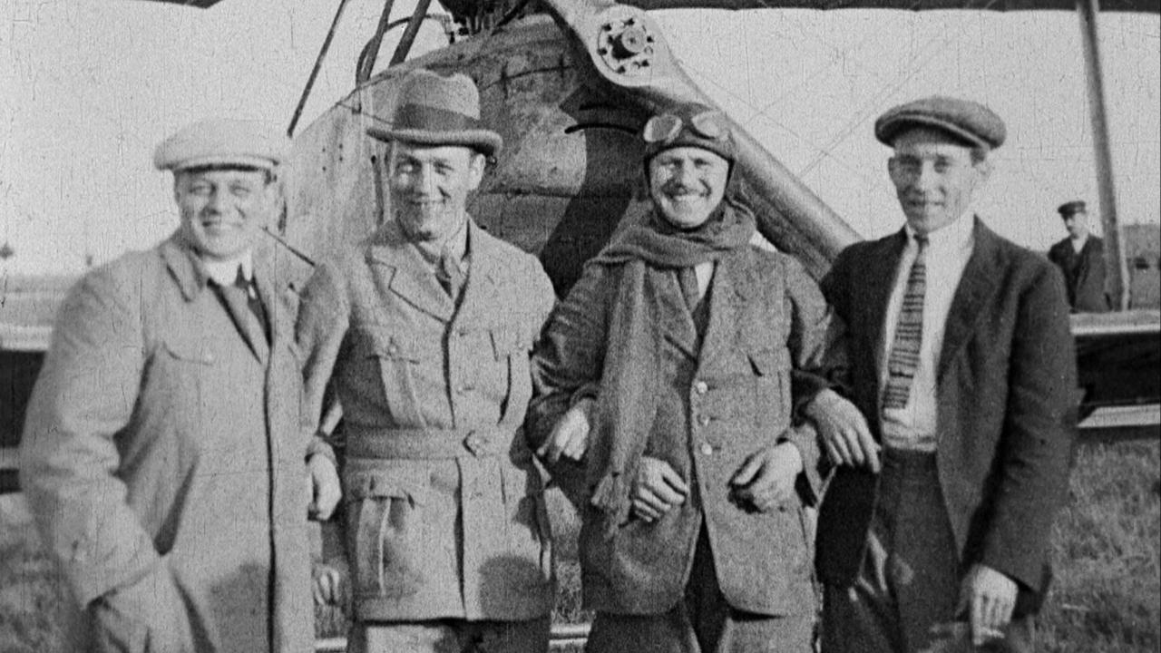 Otto Reicherts Flyvninger i Nakskov | Det Danske Filminstitut