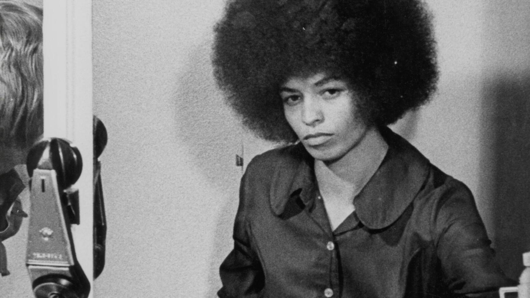 Kvindelige tænkere: Angela Davis / talk + film | Det Danske Filminstitut