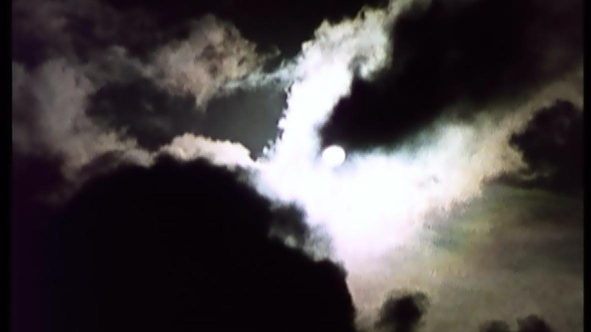Hullet i himlen | Danish Film Institute
